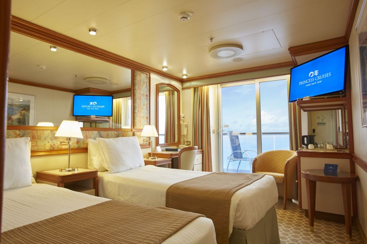 Diamond Princess® Tokyo (Yokohama) | Balcony Cabin | Travel Auctions
