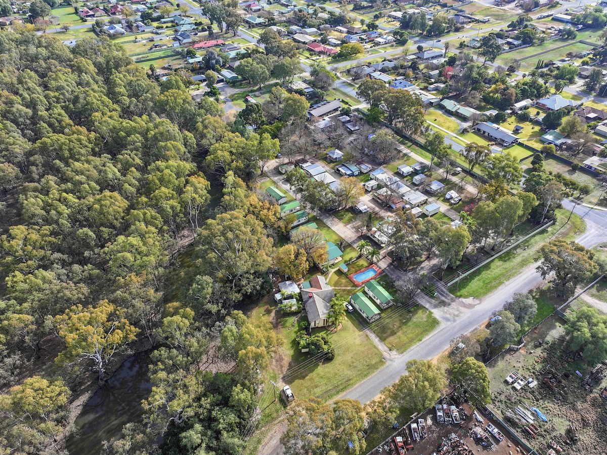 Howlong Caravan Park | Travel Auctions