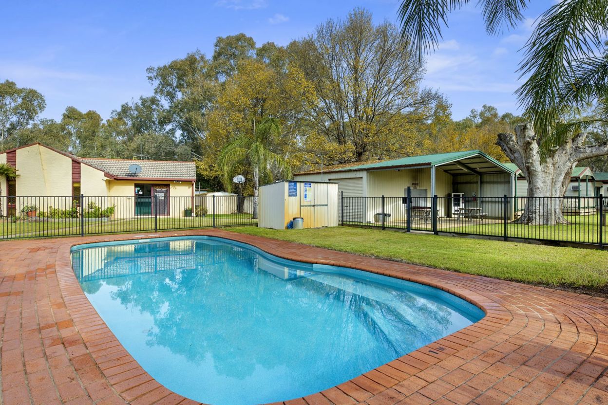 Howlong Caravan Park | Travel Auctions